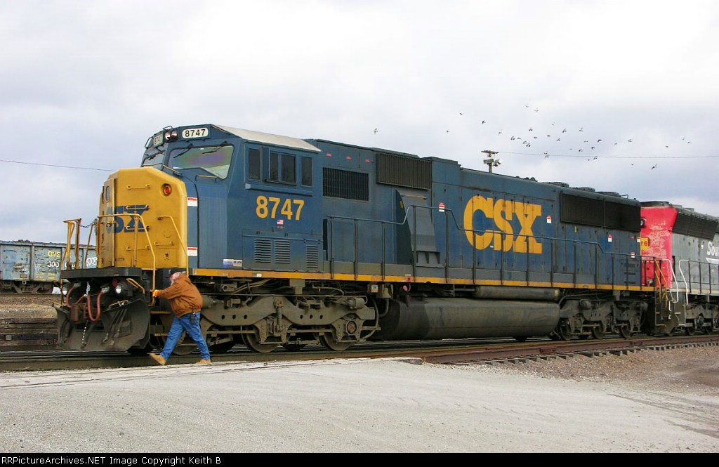 CSX 8747